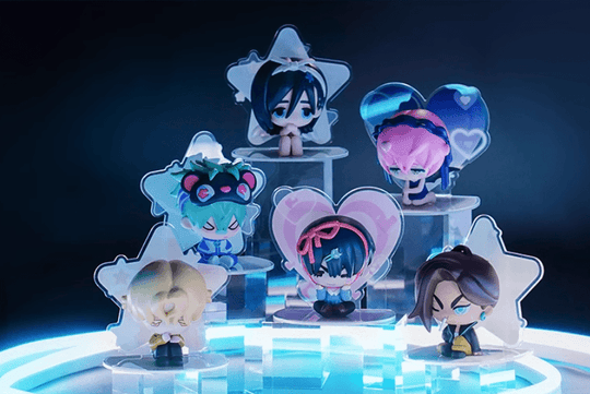 Alien Stage Figures & Acrylic Stands (Ivan, Till, Sua Merch) – Harumio
