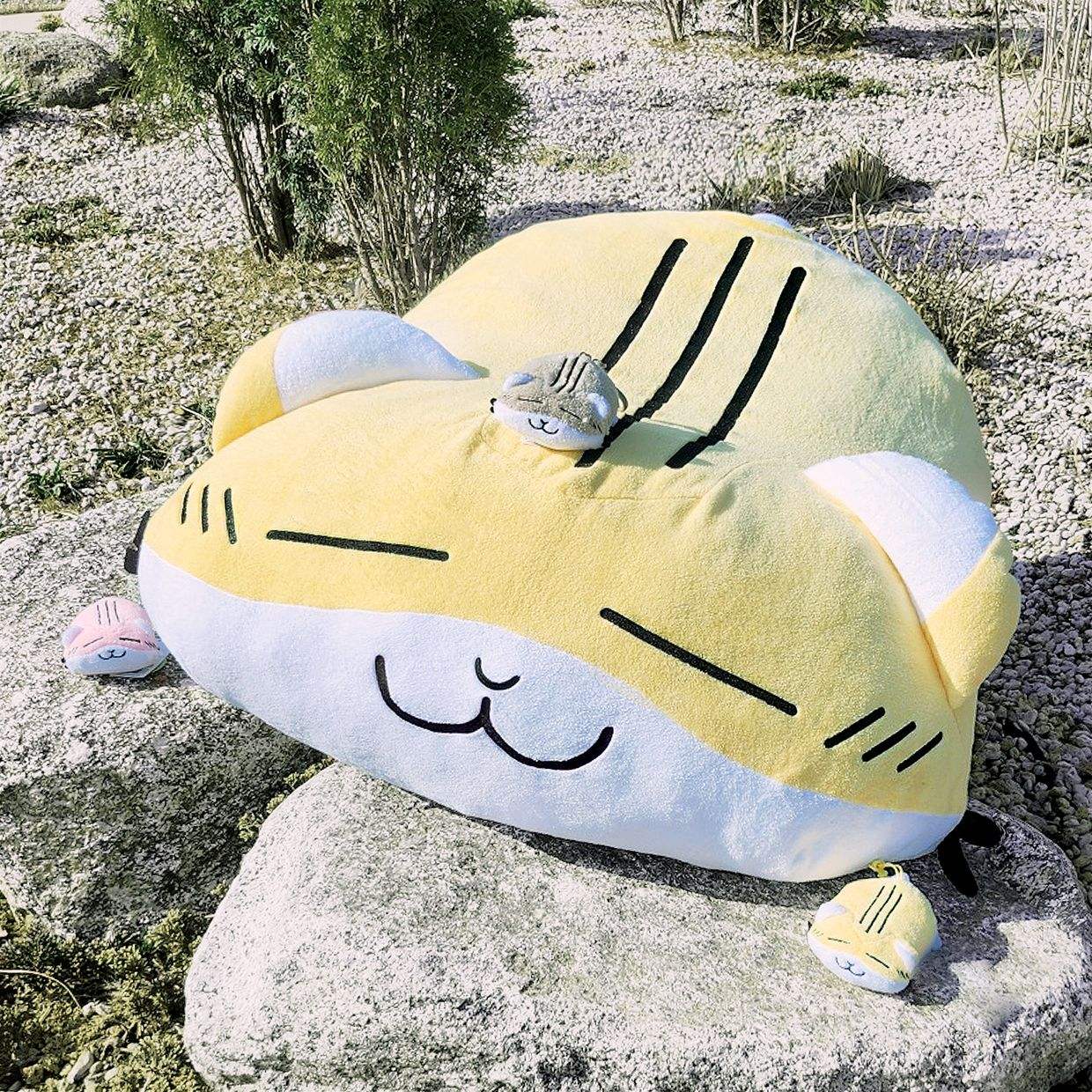 Hamster of Memories - [King] Hamster Cushion (tumblbug) – Harumio